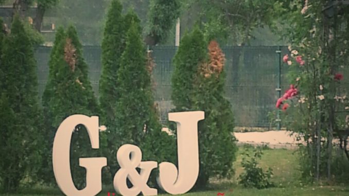 Las LETRAS GIGANTES PARA una bonita BODA - COMUNIKO